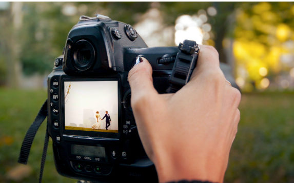 Why you should hire a NYC wedding content creator - Susan Stripling ...